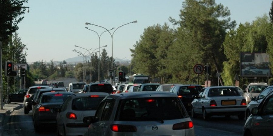ΤΡΟΧΑΙΑ ΚΙΝΗΣΗ: Δεν επιτρέπεται η κυκλοφορία αρθρωτών οχημάτων και ...