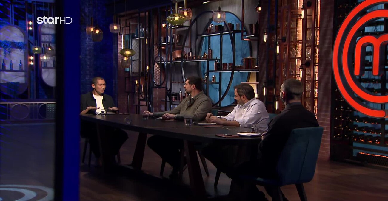 MasterChef: Η μυθική ατάκα σερβιτόρου που γούσταρε τον Σωτήρη Κοντιζά ...