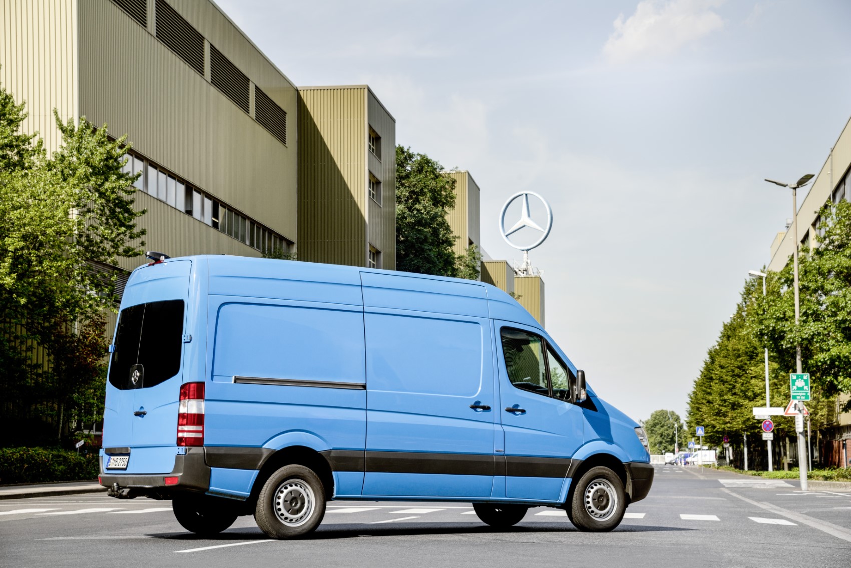 25 χρόνια καινοτομιών για το Mercedes-Benz Sprinter