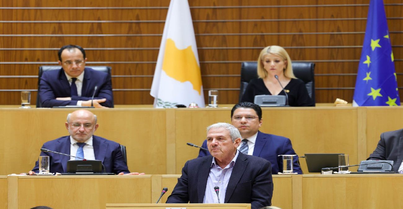 Θεοπέμπτου: «Να δει τα αιτήματα των στρατιωτών του 1974»