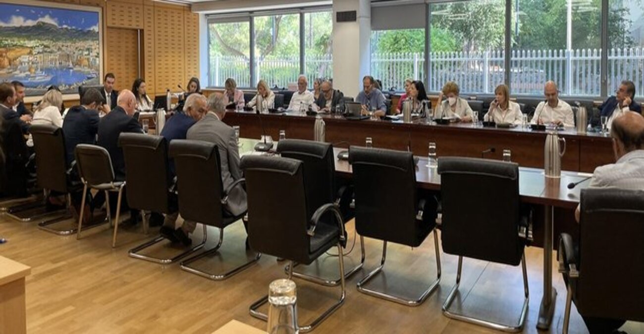 Δεν τα βρίσκουν για την αποστολή ασθενών στο εξωτερικό - Διιστάμενες ...