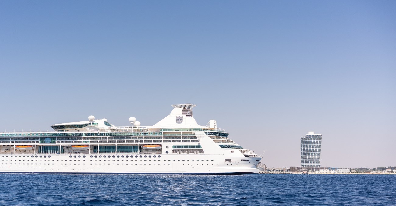 Η Royal Caribbean με το κρουαζιερόπλοιo «RΗAPSODY of the SEAS» ξανά ...