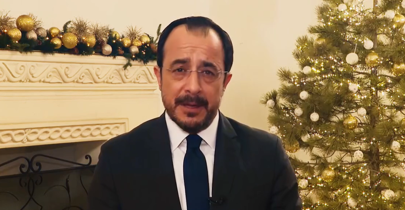 Χριστουγεννιάτικο μήνυμα ΠτΔ: «Να στείλουμε το μήνυμα της ελπίδας ...
