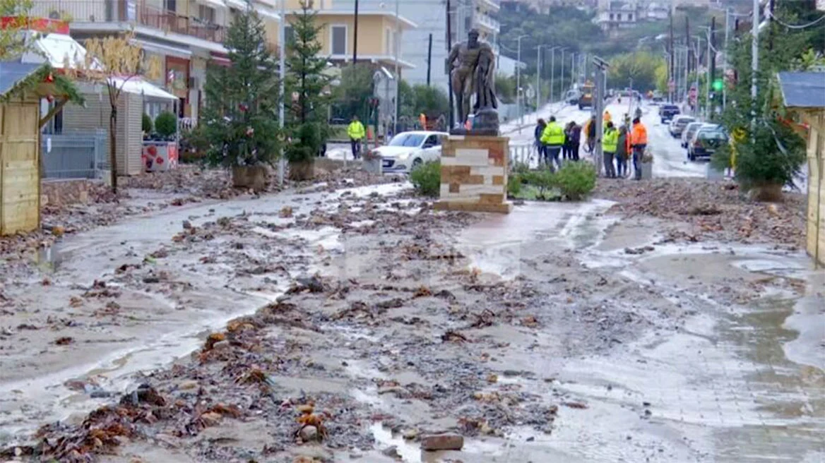 Στο έλεος της κακοκαιρίας η Εύβοια - Υπερχείλισε ο ποταμός Κηρέας ...