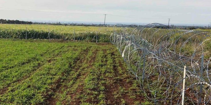Κομισιον για συρματοπλεγμα στη νεκρή ζώνη: 'Δεν έχουμε λάβει ειδοποίηση ...
