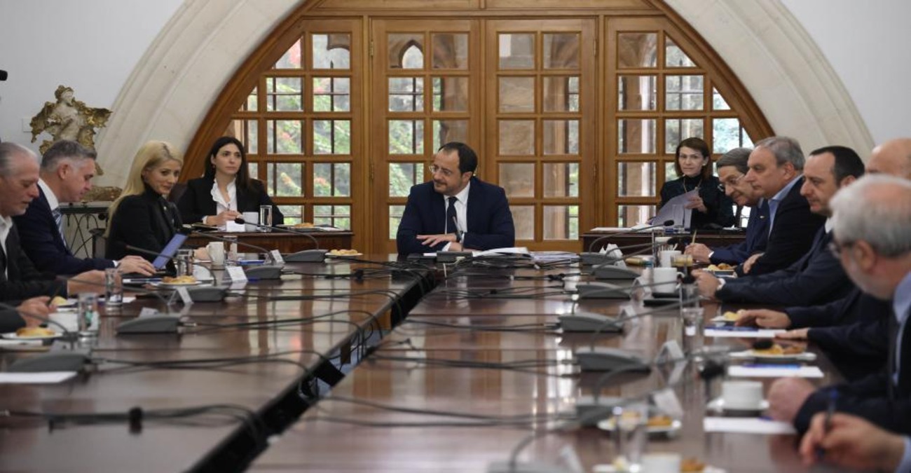 Συνεδριάζει το Εθνικό Συμβούλιο - «Ανοίγει τα χαρτιά» του ο ΠτΔ για τη ...