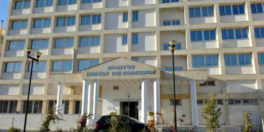 ΥΠΟΥΡΓΕΙΟ ΠΑΙΔΕΙΑΣ: Δεν θα γίνουν ανεκτές μεθοδεύσεις ανεύθυνης ...