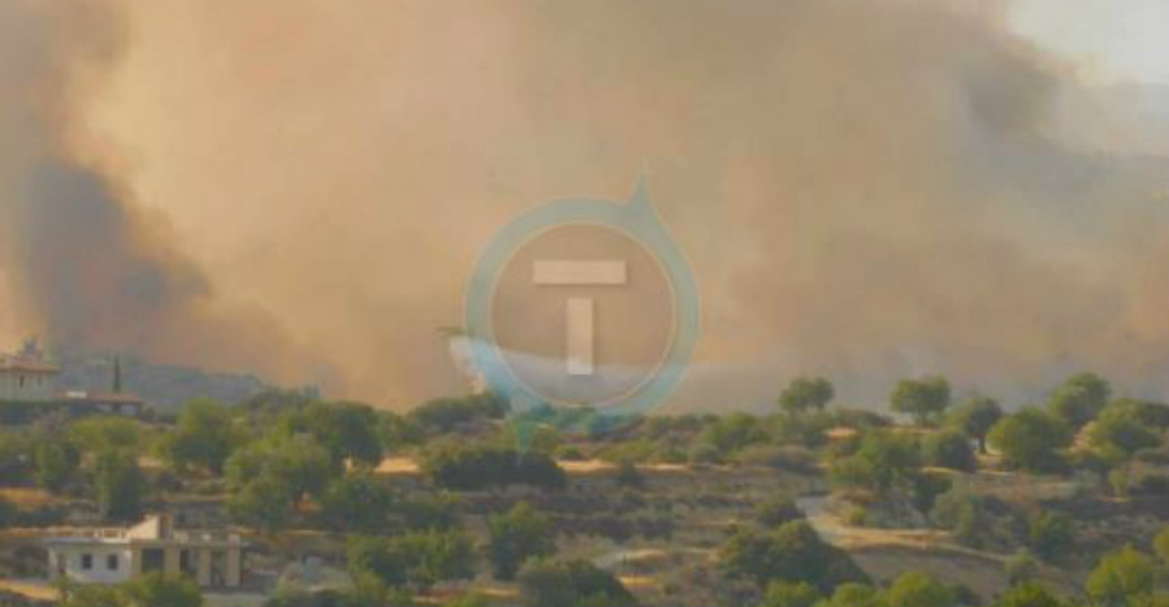 Φωτιά στην Άλασσα: Περιμετρικές ρίψεις από το μεγαλύτερο εν ενεργεία ...
