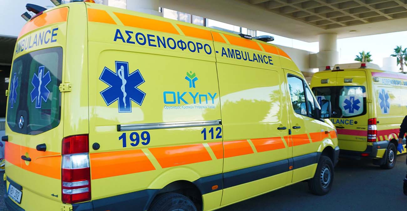Σοβαρό τροχαίο: Κρίσιμα στο νοσοκομείο 17χρονος - Όχημα συγκρούστηκε με ...