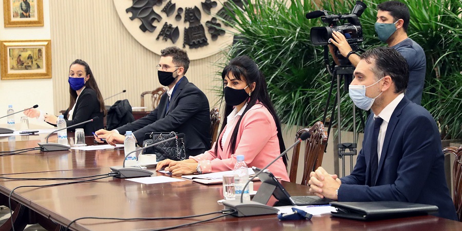 ΠΡΟΕΔΡΙΚΟ: Ολοκληρώθηκε η συνάντηση ΠτΔ με οργανωμένους φορείς - Ποια ...