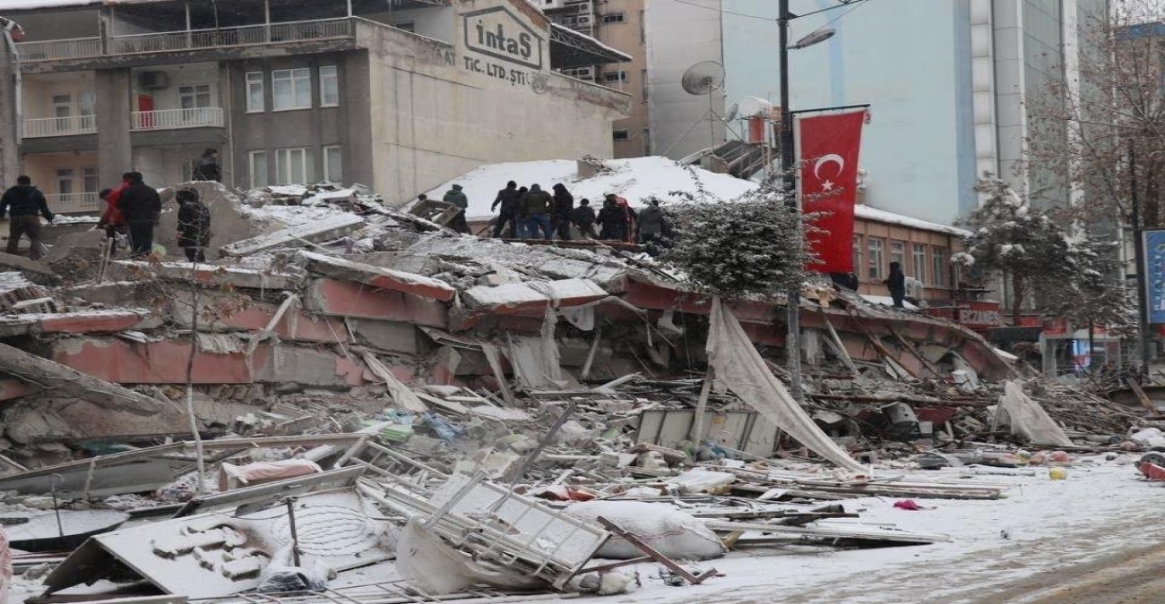 Κραυγή αγωνίας από τη μητέρα της 14χρονης Κύπριας που διασώθηκε στην ...